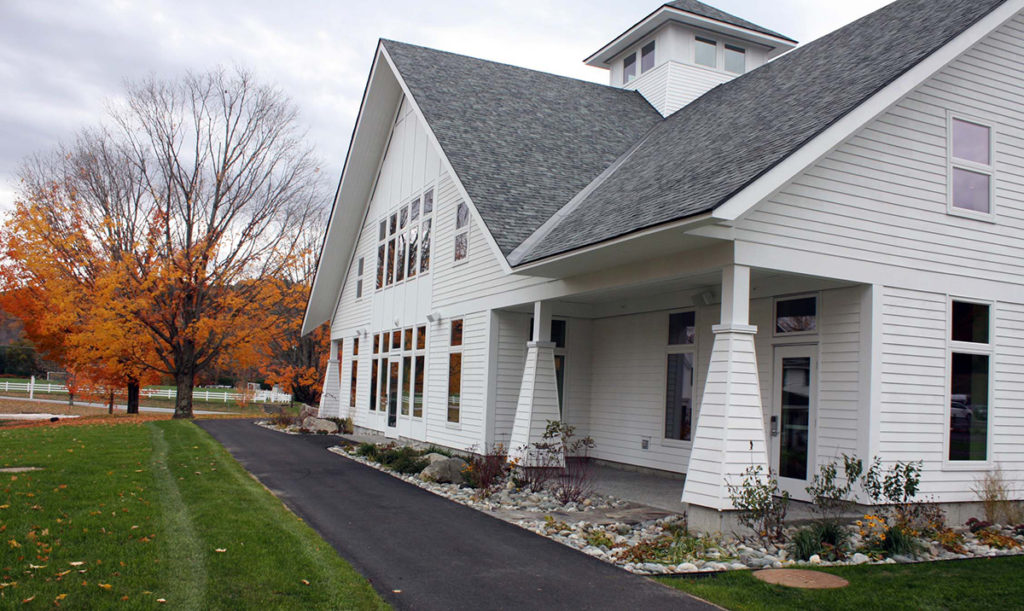 proctor-dining-exterior-2 - H.P. Cummings